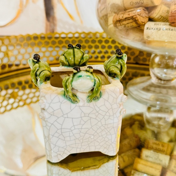 Vintage | Art | Vtg 4 Frogs Green Animal On Cachet Plant Pot Planter ...